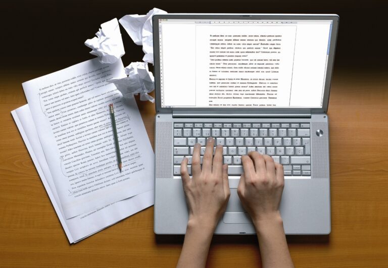 Extracurricular Activities Essay Examples - Latest Guide
