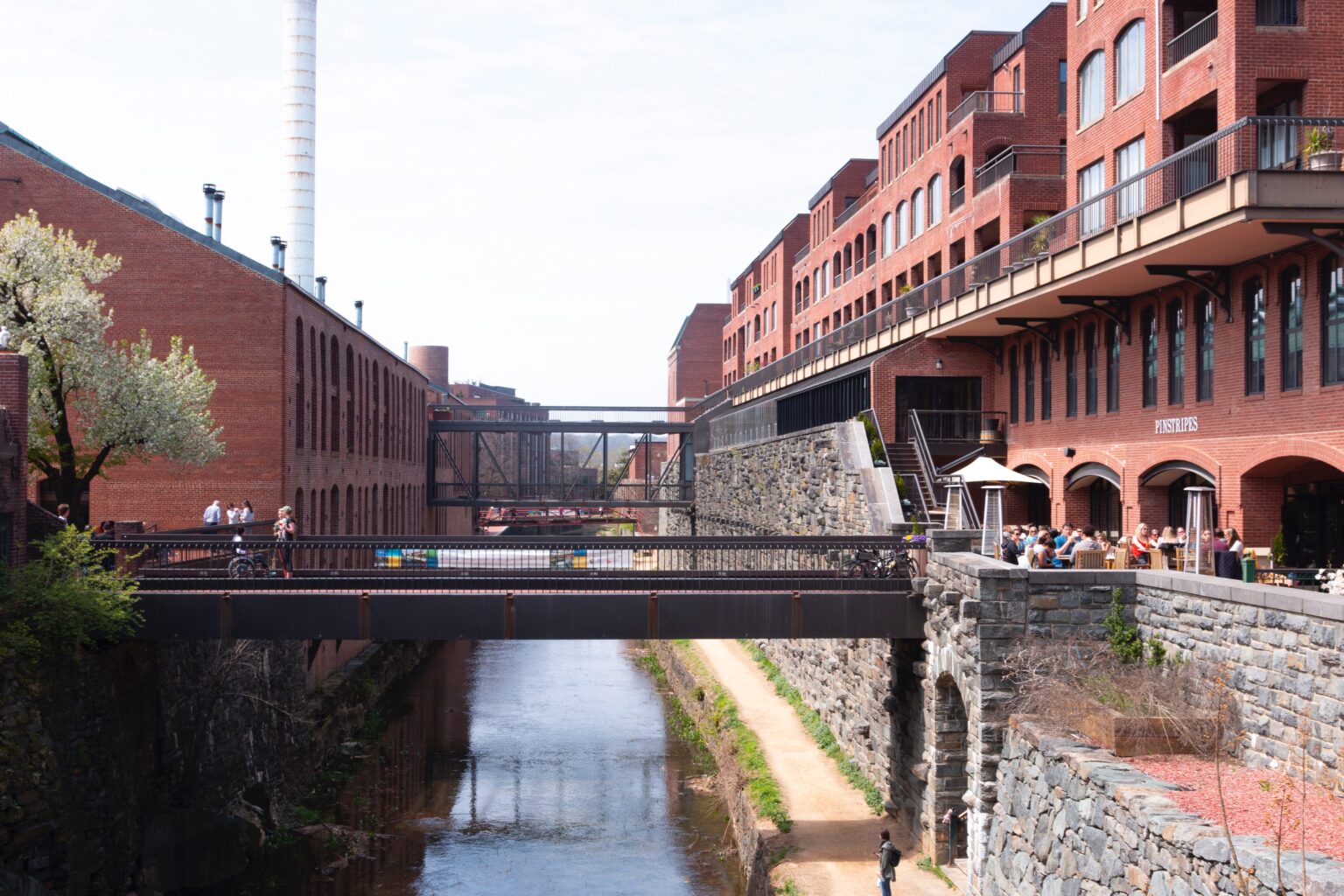 25 Best Test-Optional Colleges & Test-Blind Colleges - Latest Info