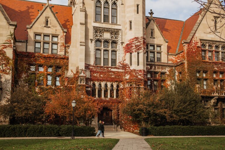 University of Chicago Ranking - Latest Guide